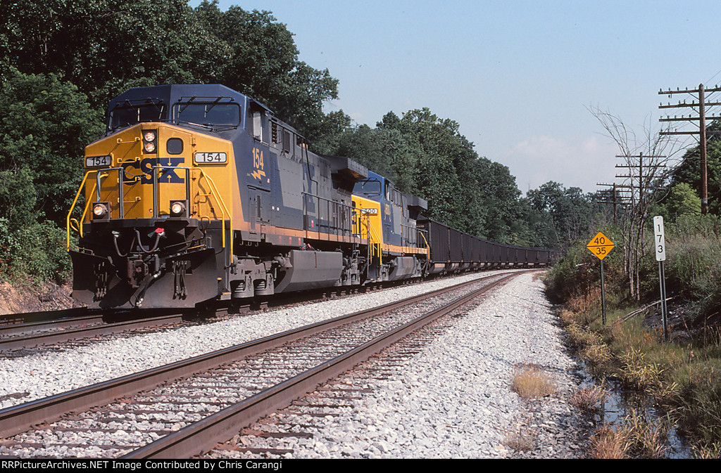 CSXT 154 & 600 on EB coal train